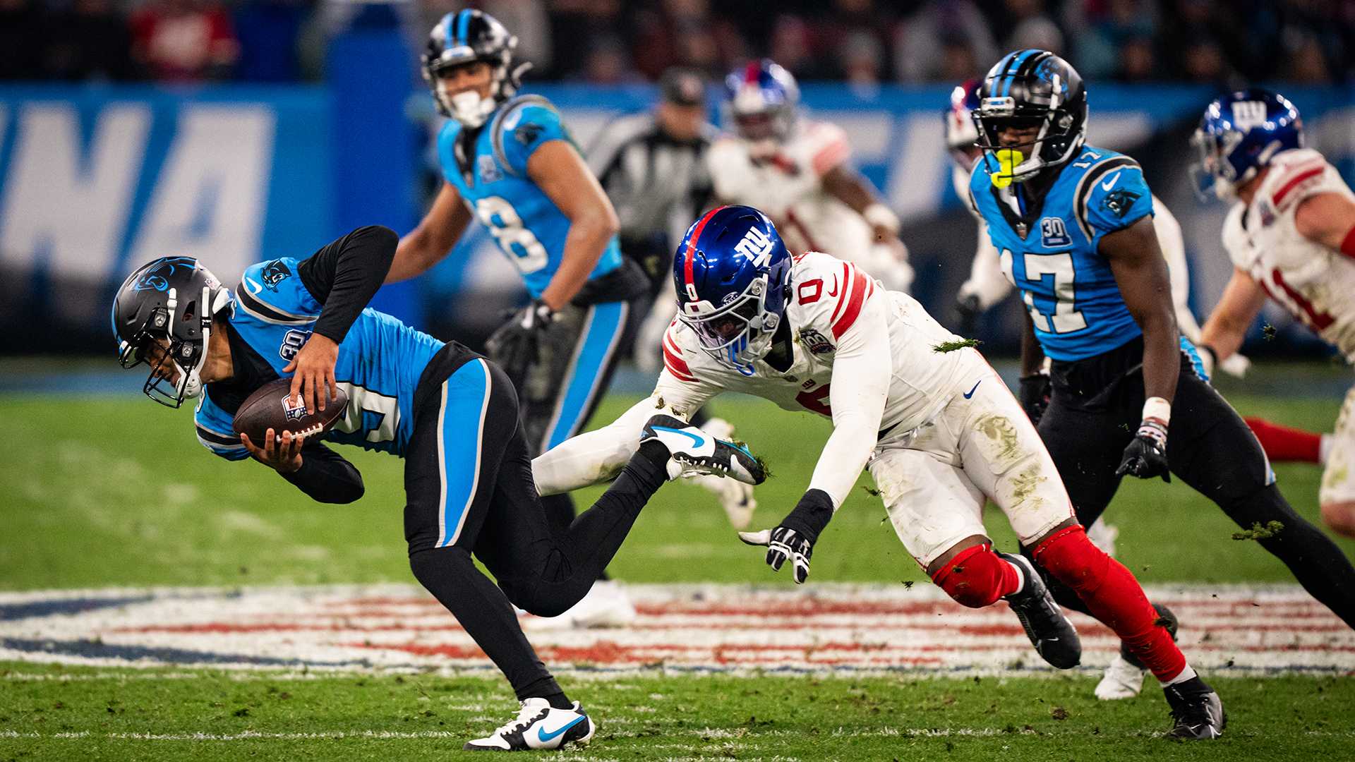 Carolina Panthers and New York Giants provide American football showdown